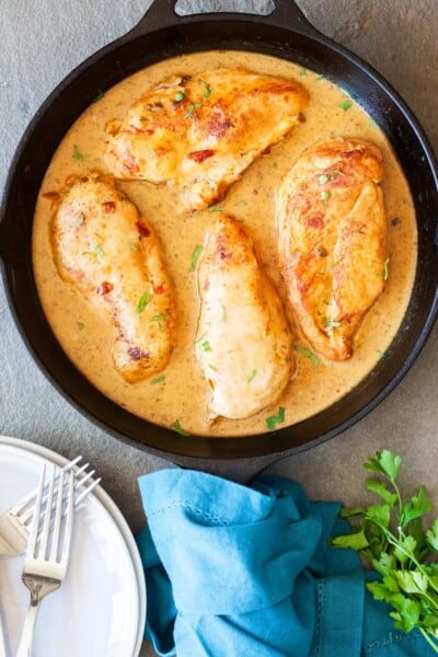 Country French Skillet Chicken {VIDEO} - i am baker