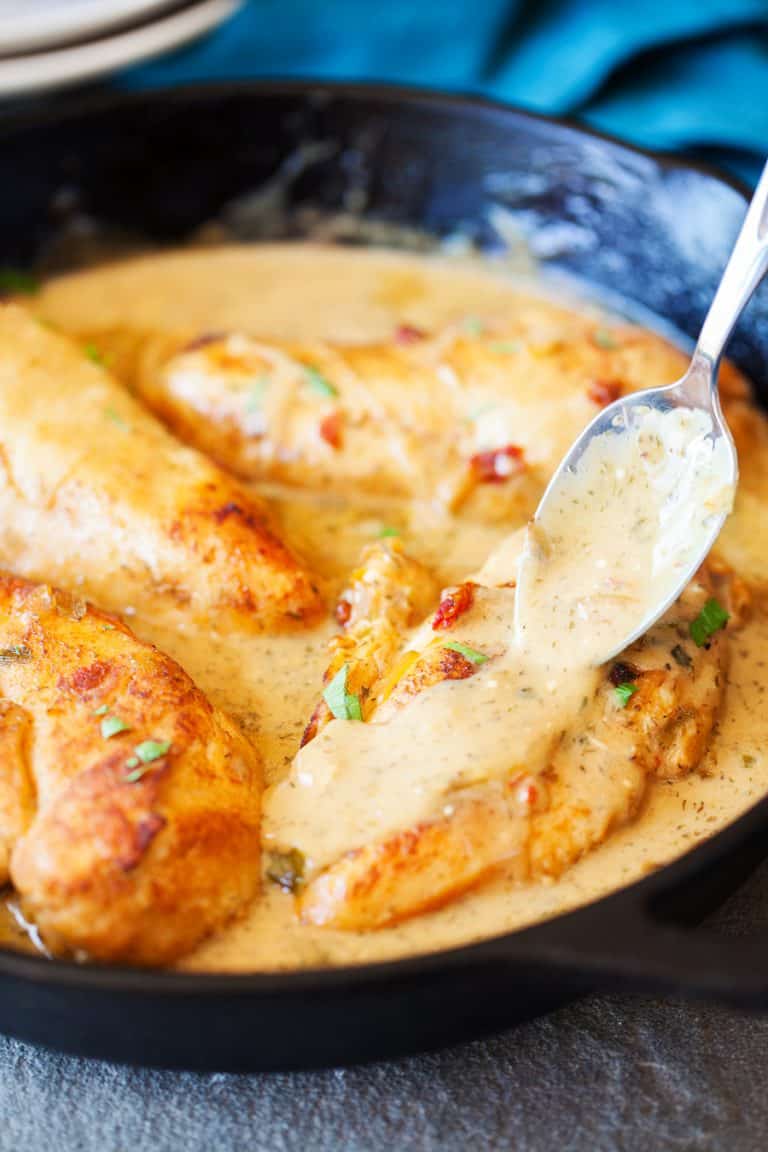 Country French Skillet Chicken {VIDEO} - i am baker