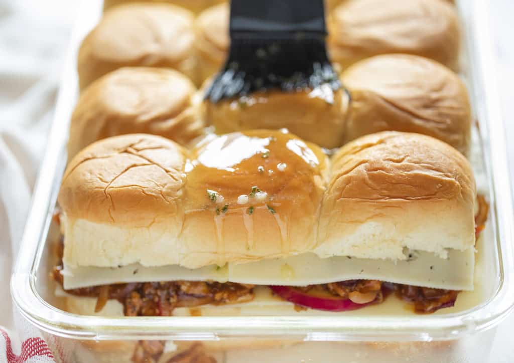 BBQ Chicken Sliders - I Am Homesteader