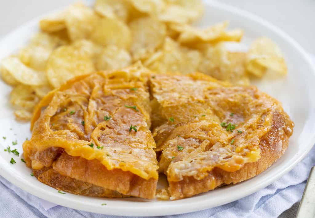 Crispy Grilled Cheese Sandwich - I Am Homesteader