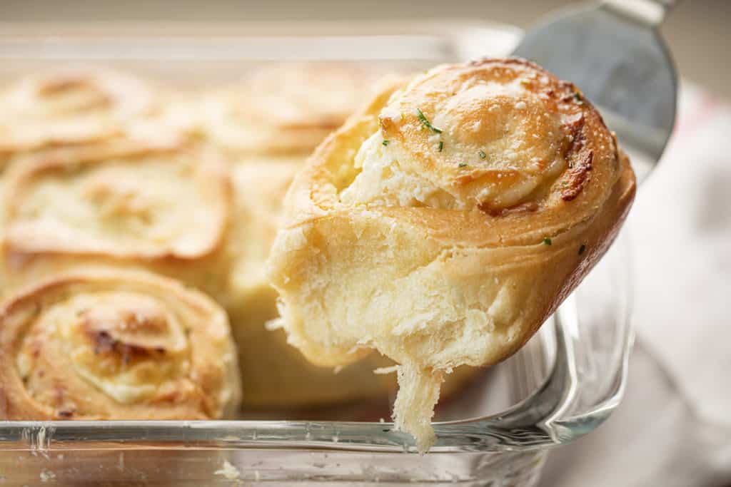 Garlic Cream Cheese Rolls - I Am Homesteader