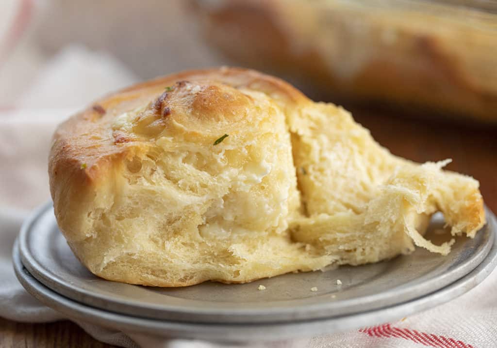 Garlic Cream Cheese Rolls - I Am Homesteader
