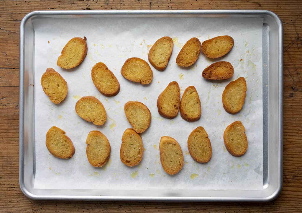 Toasted Baguette {Crostini} - I Am Homesteader