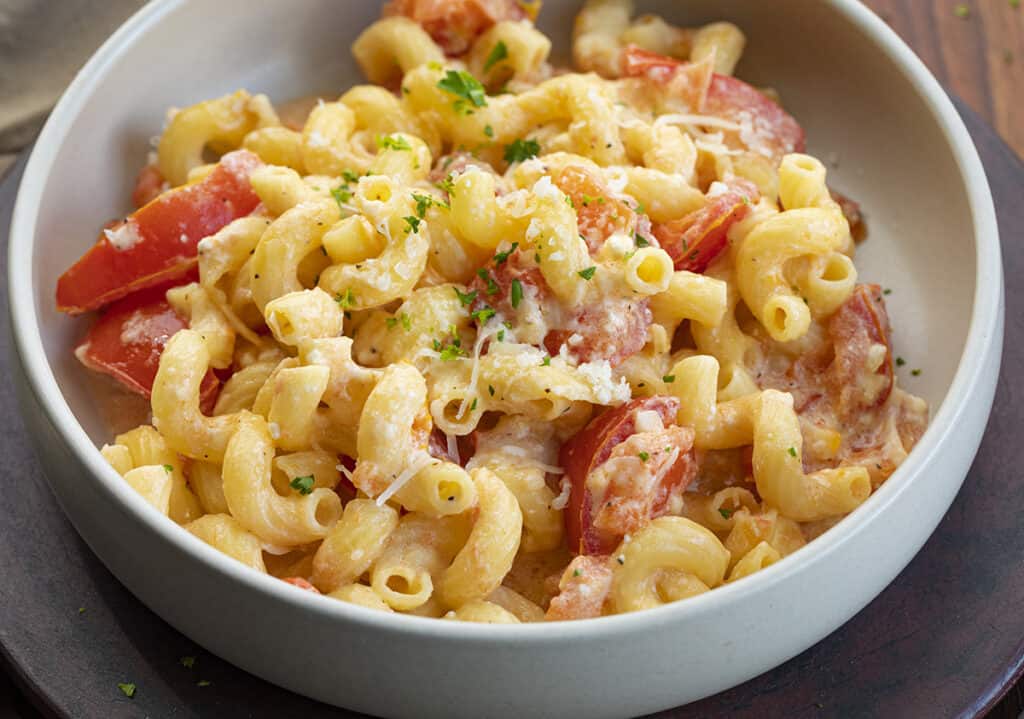 6-Cheese Roasted Tomato Pasta - I Am Homesteader