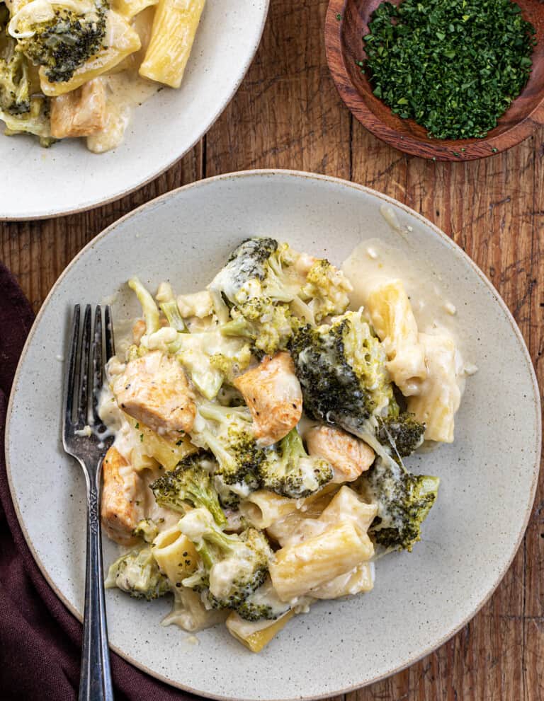 Chicken and Broccoli Pasta - I Am Homesteader
