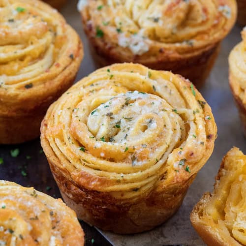 Cheesy Garlic Cruffin - I Am Homesteader